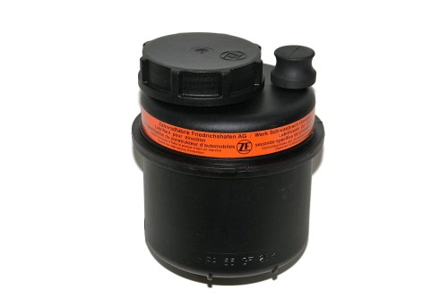 42548853 Iveco Daily 2.8 power steering fluid reservoir Ivemax