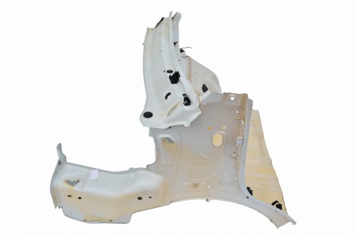 5801512690 ; 5801517424 Iveco Daily 2014 2024 fender trim side member ...